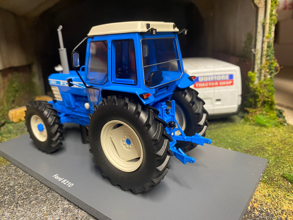 Ford 8210 tractor 1:32 scale Schuco New and boxed – Udimore Tractor Shop