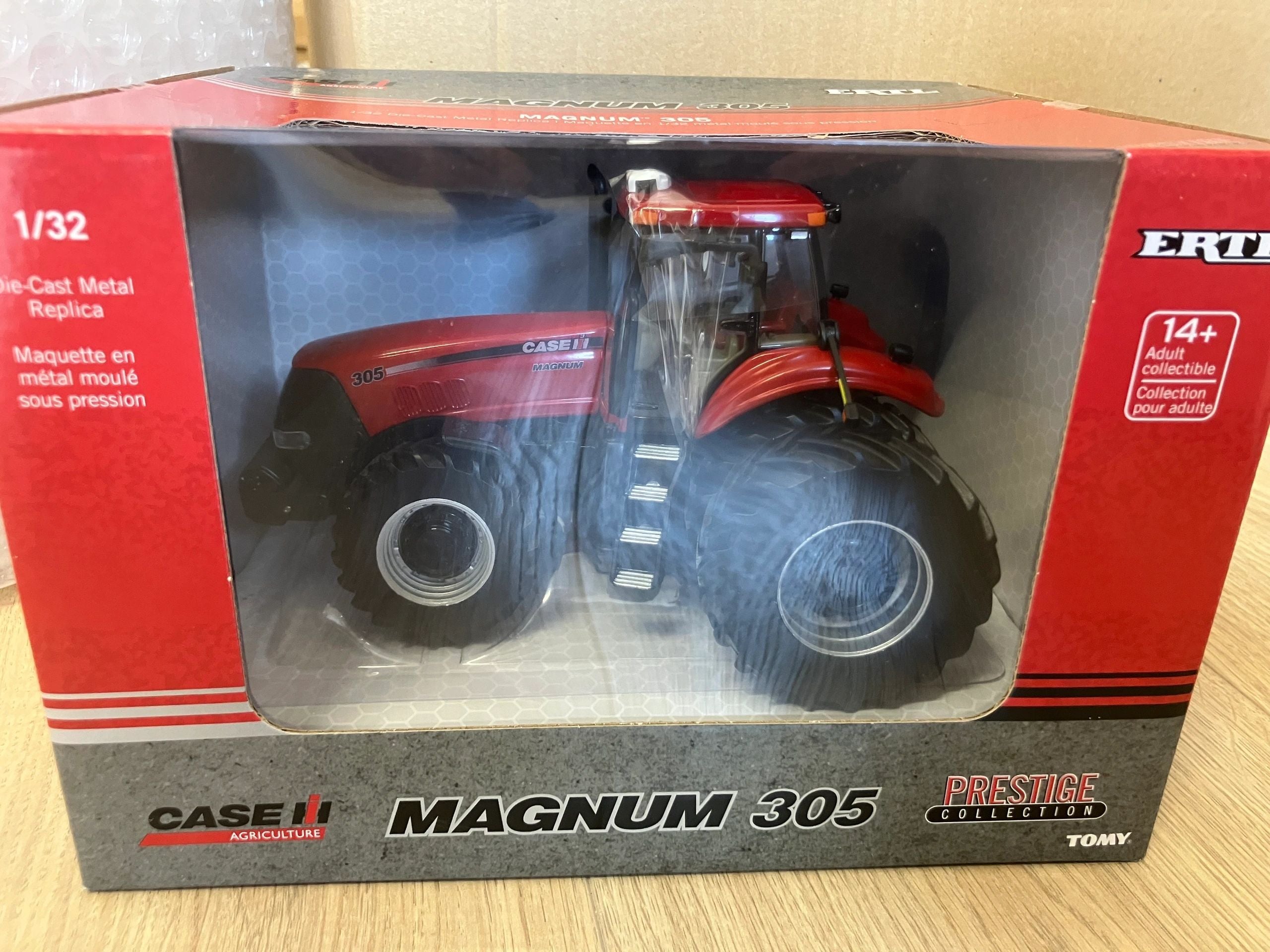 CASE IH Magnum 305 Prestige Tractor duals 1:32 scale ERTL 44323 ...