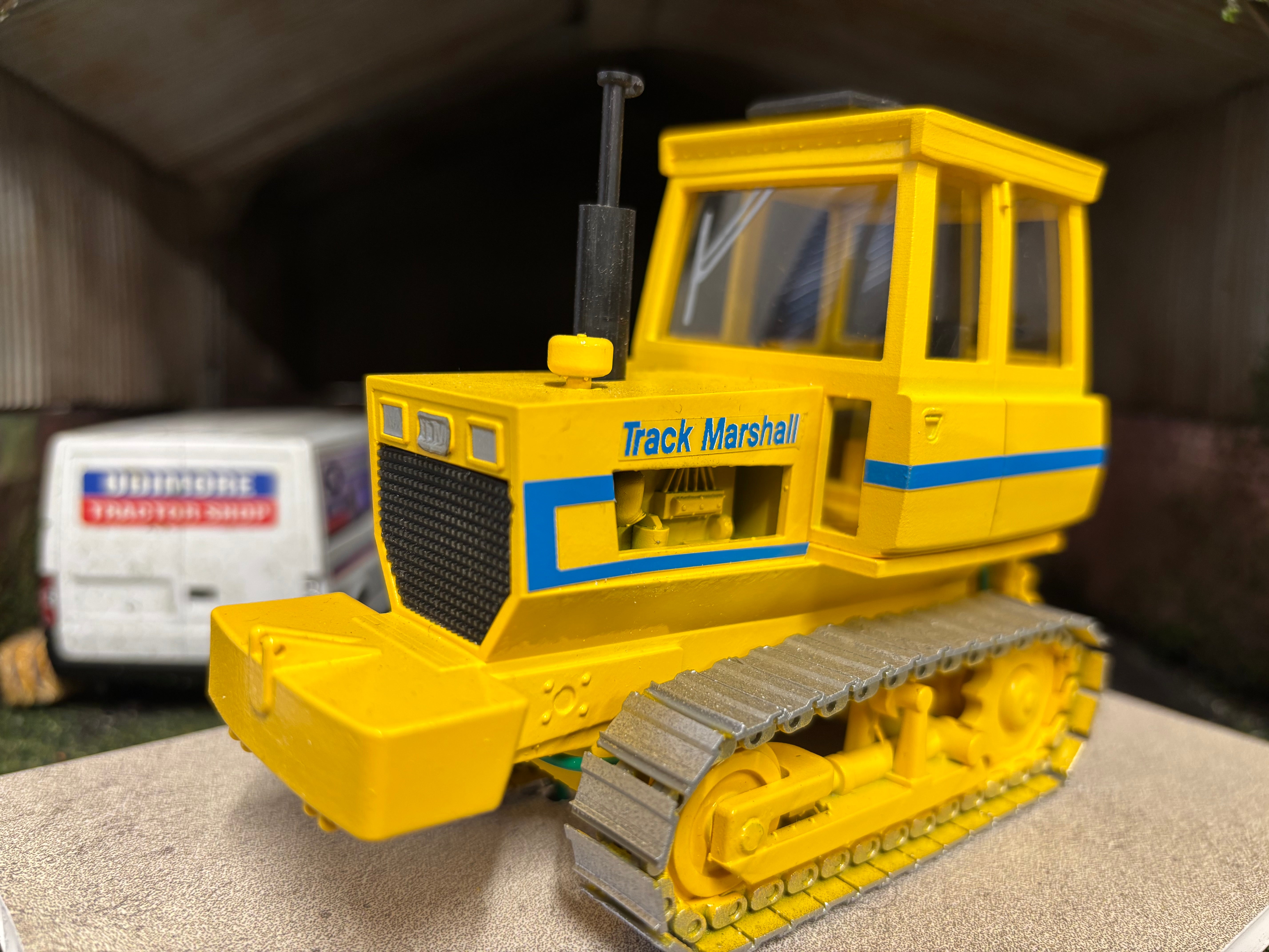 Track Marshall 135 Tractor TM135 1:32 scale Scratchbuilt – Udimore Tractor Shop