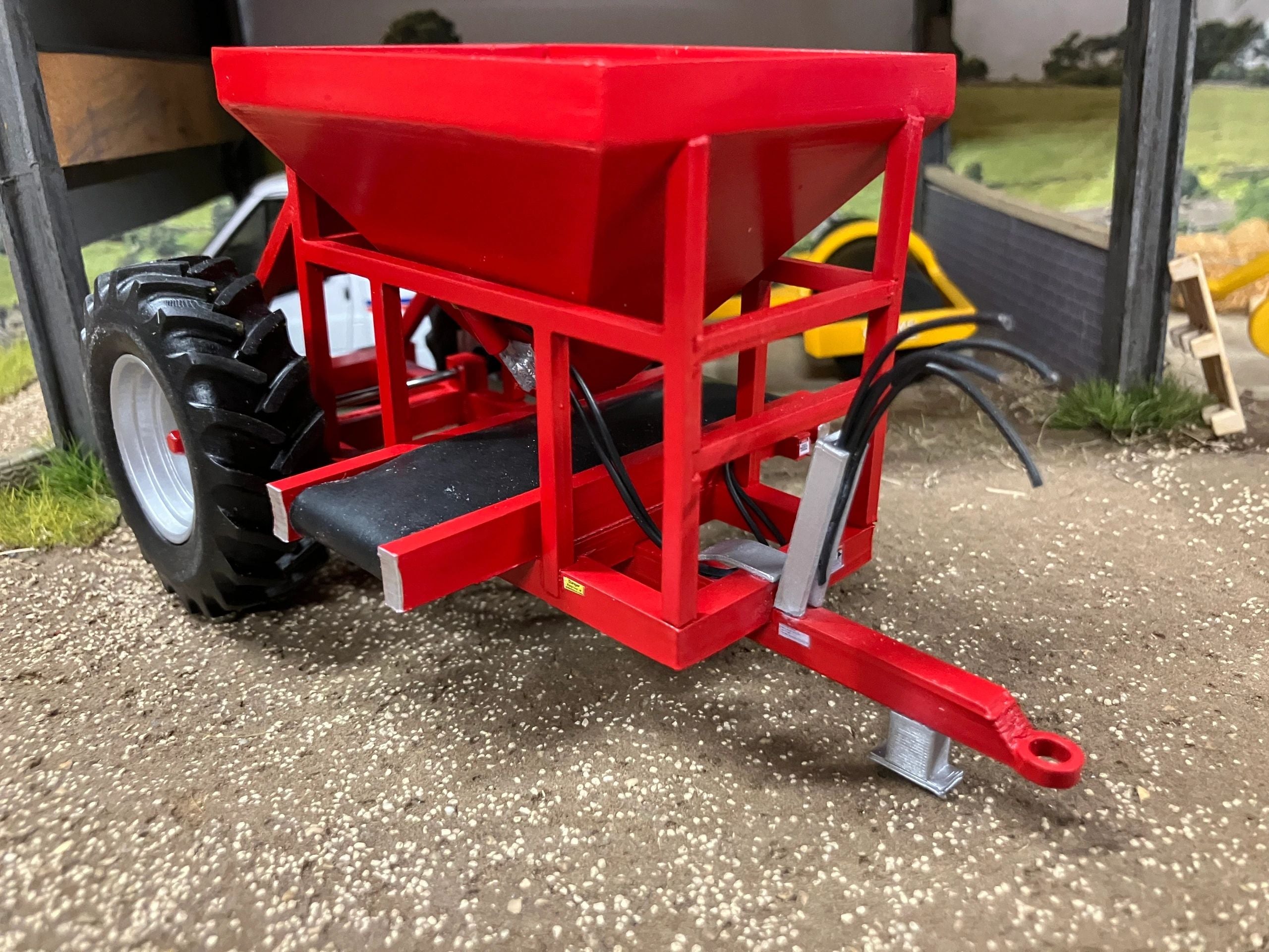 Hand made Scratch built Red 8 tonne Stonecart gravel trailer 1:32 scal ...