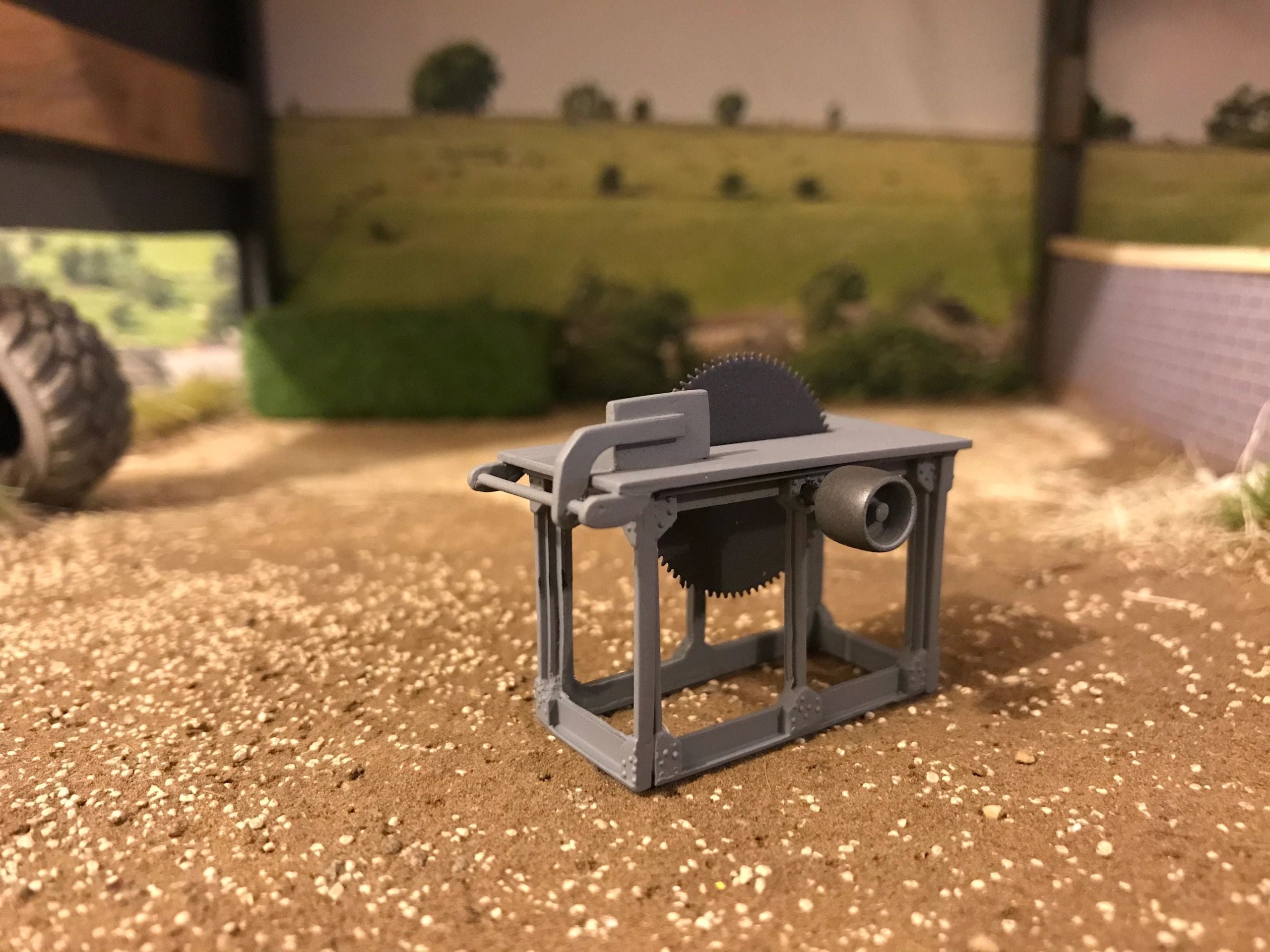 Scratch Built Saw Bench 1:32 scale – Udimore Tractor Shop