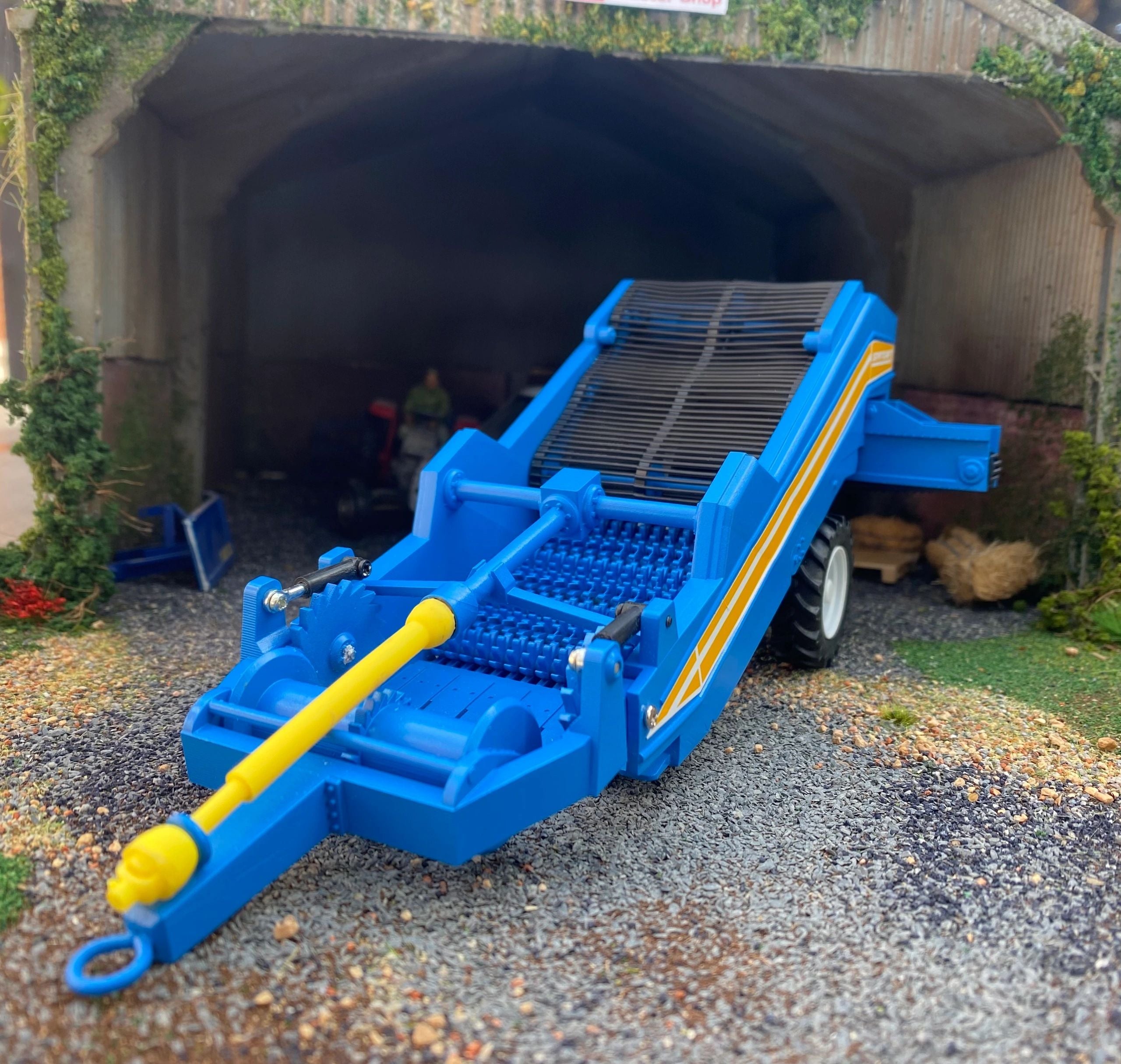 Scratch Built Standen Destoner 1:32 scale Hand built – Udimore Tractor Shop