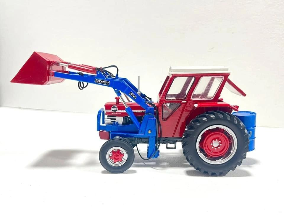 Scratch built Tanco 978 loader scale 1:32 scale – Udimore Tractor Shop
