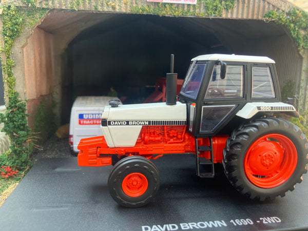 Universal Hobbies David Brown 1690 2wd Tractor BOXED 1:32 scale UH6754 ...